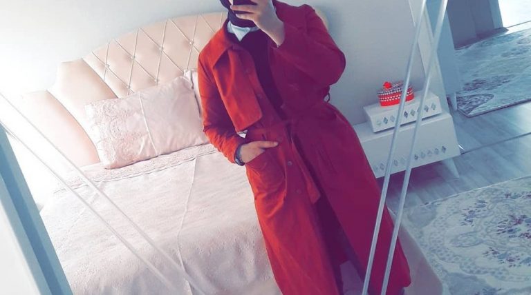 Türbanlı nişanlısının yarrağına sürtüyor | Türk İfşa